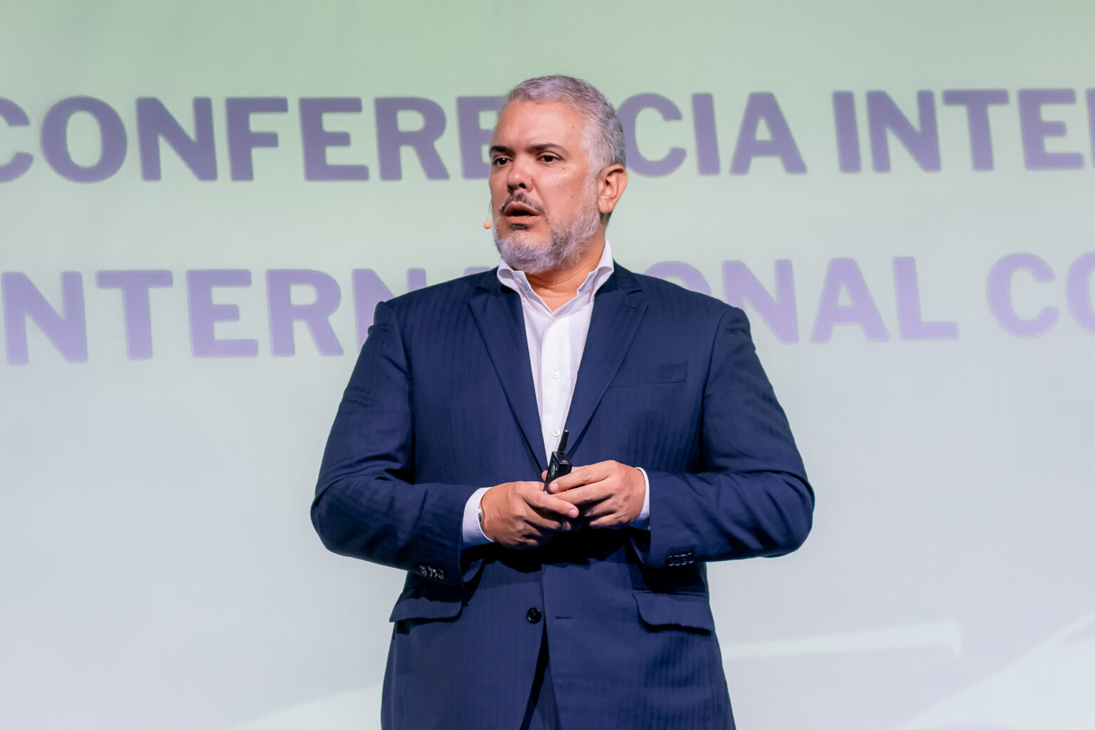 Para salvar a Amazônia, Iván Duque defende união e fim da ...